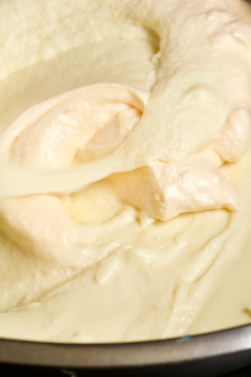 Traditional Greek Galaktoboureko recipe (Greek Custard Pie with Syrup ...