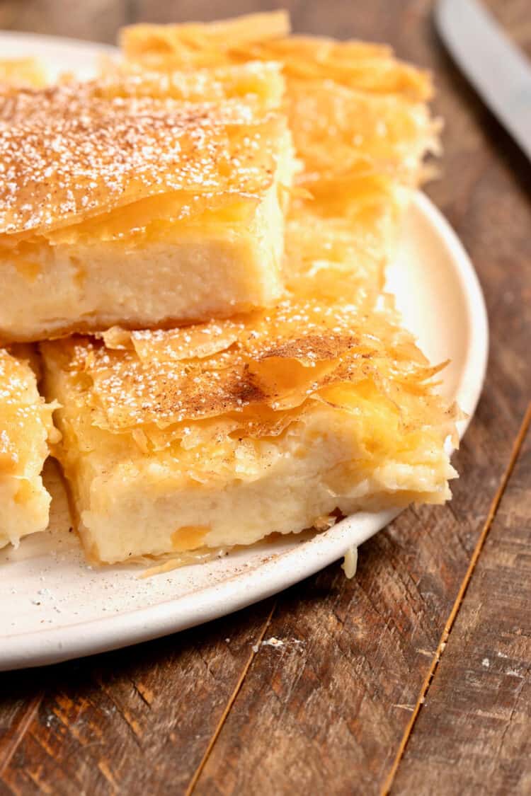 Greek Bougatsa recipe (Custard Pie with Phyllo and ground Cinnamon ...