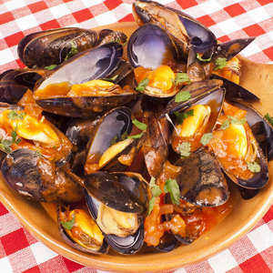 Mussels Saganaki recipe (Greek Midia Saganaki) - My Greek Dish