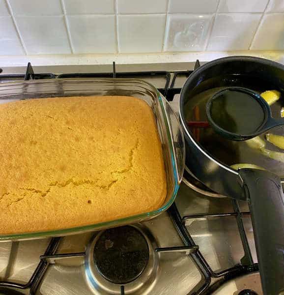 Greek Ravani / Revani recipe (Coconut cake with syrup) - My Greek Dish