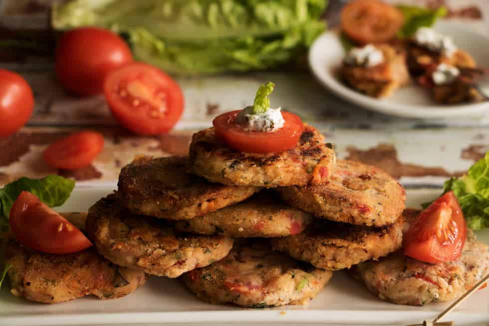 Tomatokeftedes (Fried Santorini tomato balls / tomato fritters) - My ...