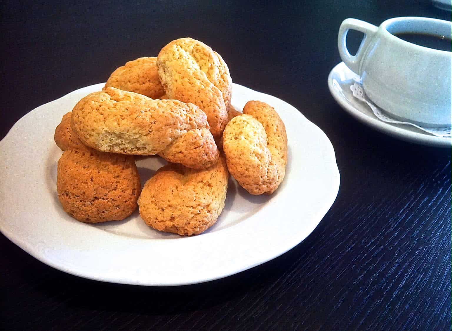 Greek Moustokouloura recipe (Grape must cookies with petimezi) - My ...