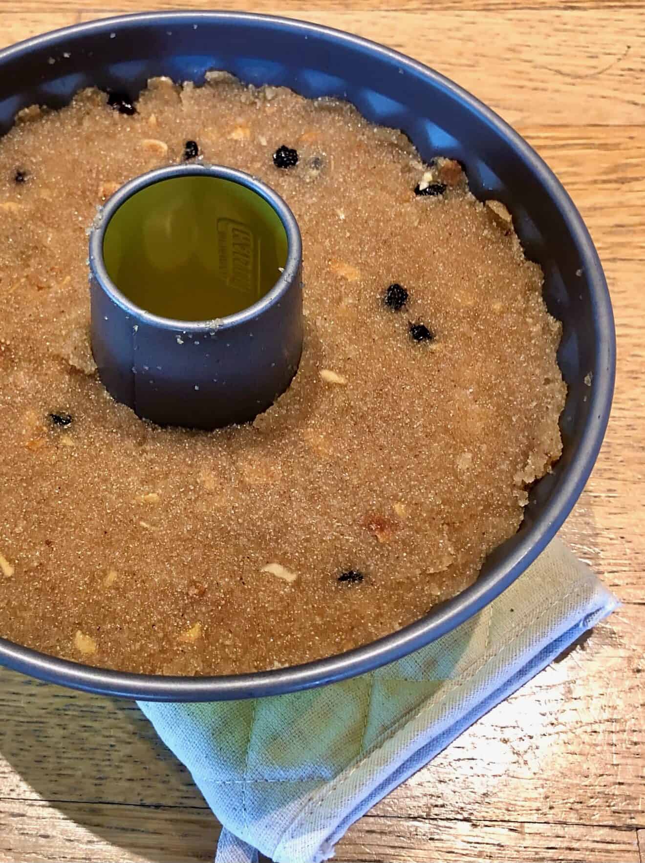 Greek Halva recipe (Semolina Pudding with Raisins) - My Greek Dish
