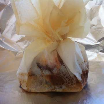 Pork Pouches with Potatoes, Peppers, Onions (Xoirino Kleftiko or ...