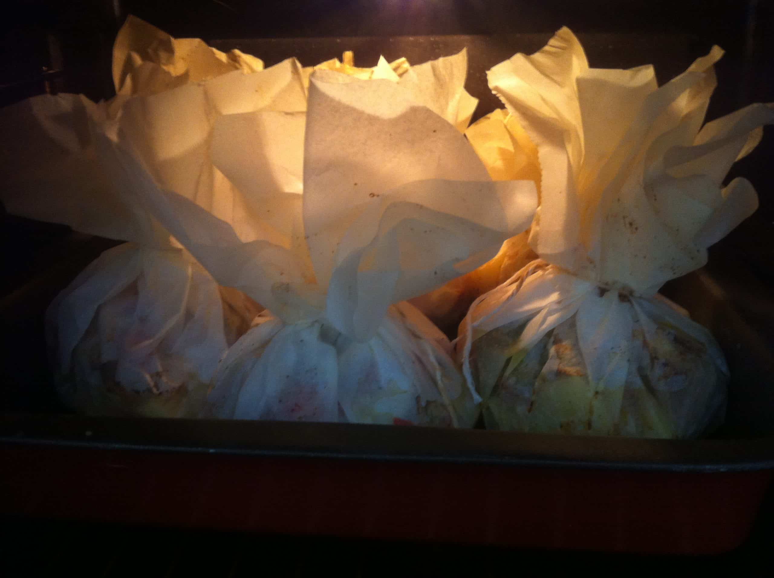 Pork Pouches with Potatoes, Peppers, Onions (Xoirino Kleftiko or ...