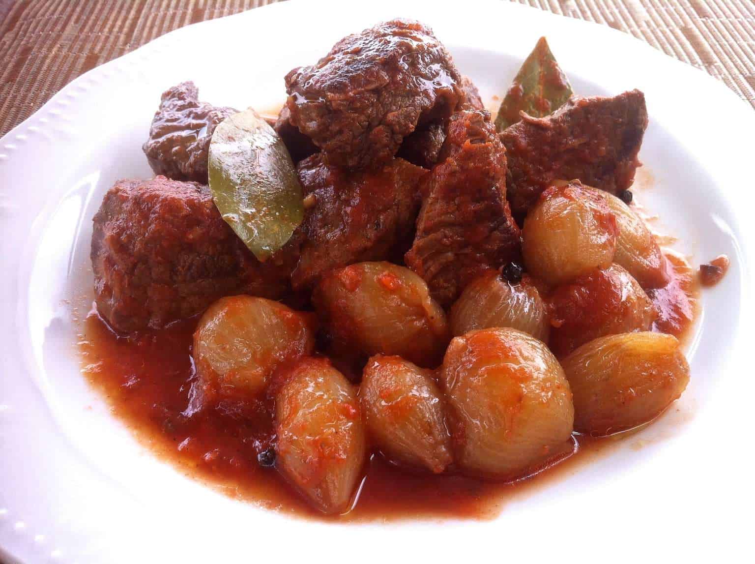 Beef Stifado recipe (Greek beef stew) - My Greek Dish