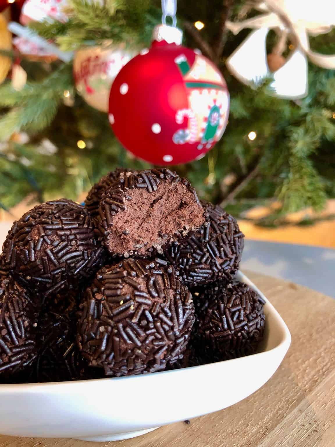 Walnut and biscuit Chocolate Truffles (Troufakia) - My Greek Dish