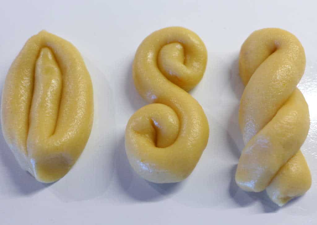 Koulourakia recipe (Greek Easter cookies) - My Greek Dish