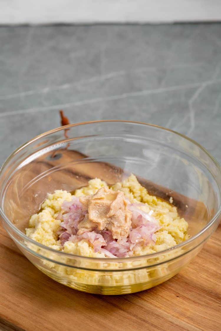 Taramasalata recipe (Greek Fish Roe dip or Taramosalata) - My Greek Dish