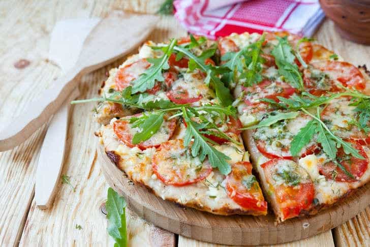 Boat shaped Greek Pizza recipe (Peinirli or Peynirli) - My Greek Dish