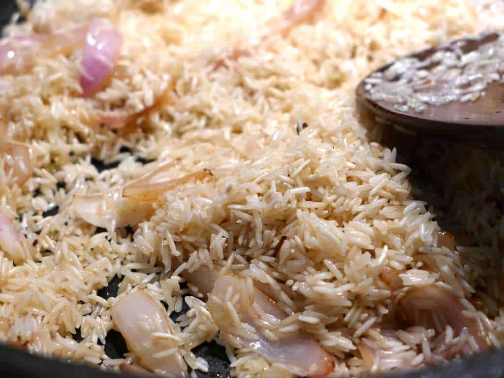 Lemony Greek Rice Pilaf (Pilafi) Recipe with Chicken legs - My Greek Dish