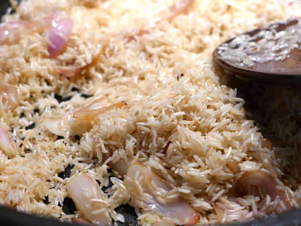 Lemony Greek Rice Pilaf (Pilafi) Recipe with Chicken legs - My Greek Dish