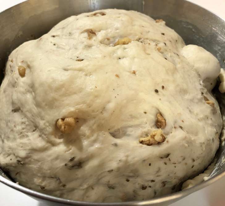 Christopsomo recipe (Greek Christmas Bread with Walnuts) - My Greek Dish