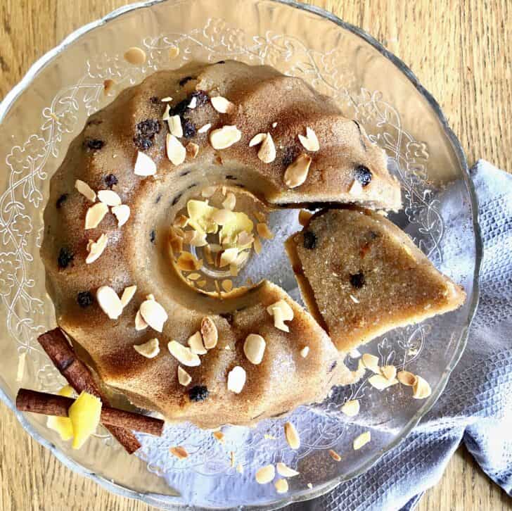 Greek Halva recipe (Semolina Pudding with Raisins) - My Greek Dish