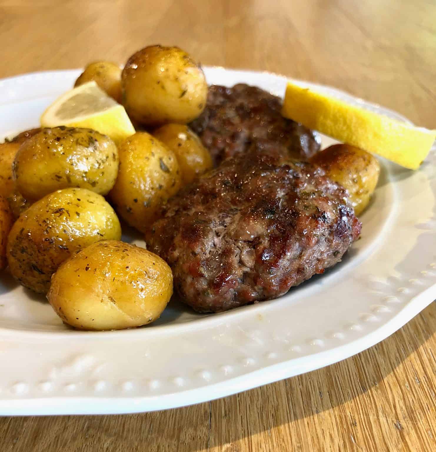 Greek Bifteki (Baked beef patties) with lemon potatoes - My Greek Dish