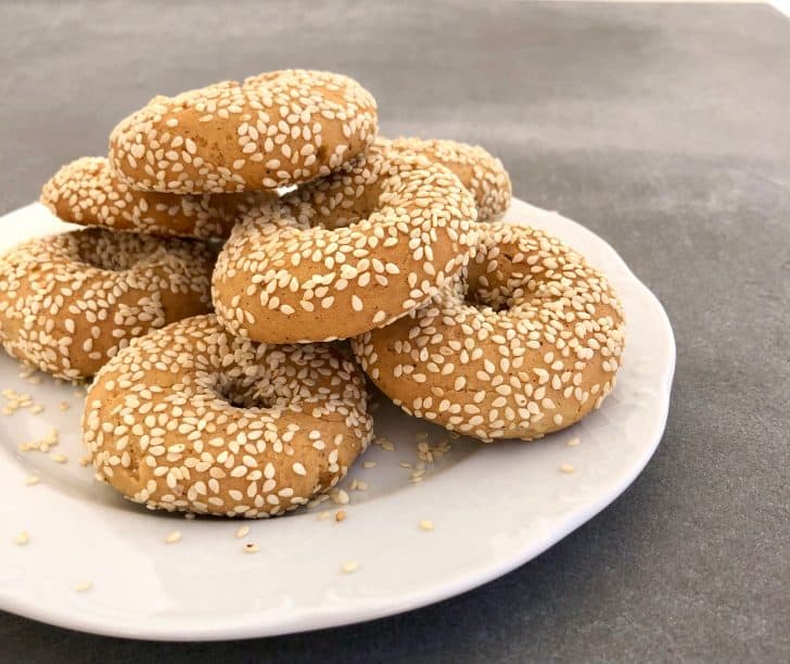 Greek Moustokouloura recipe (Grape must cookies with petimezi) - My ...