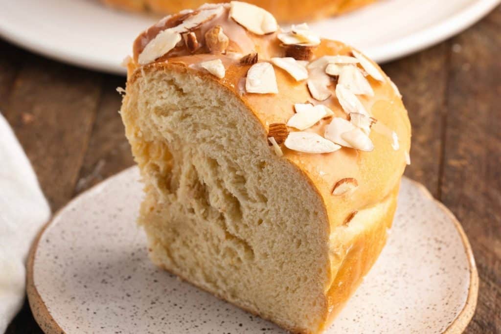 Vasilopita Tsoureki recipe (Greek New Years Bread/ Vasilopita bread ...